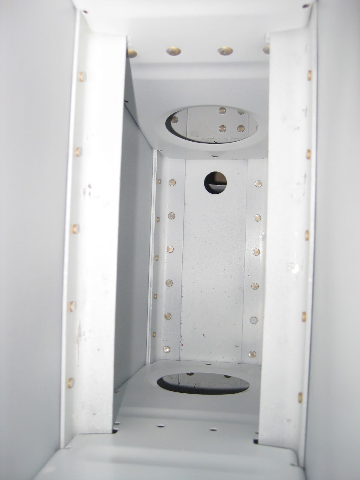 E's Van's RV-14A: Empennage: Horizontal stabilizer. Ribs and front spar ...