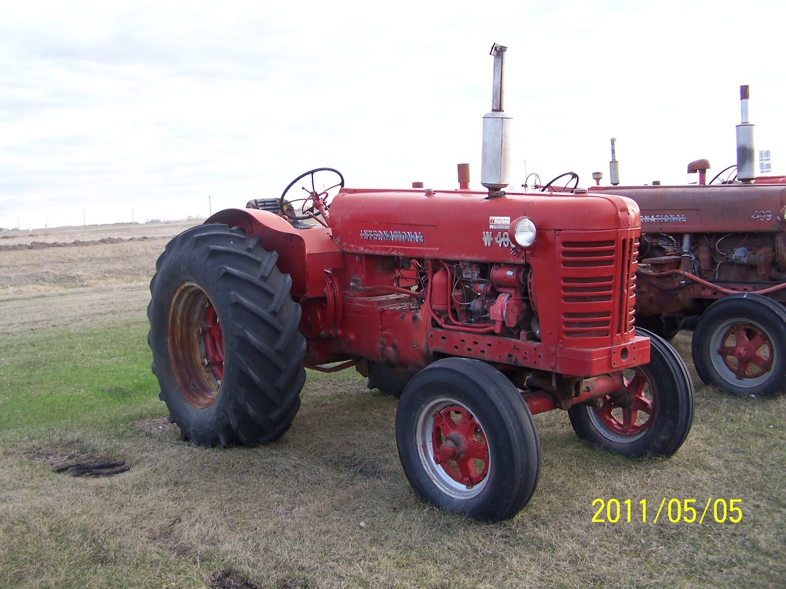 DIFFERENT COLOURED JUNK: W 400 International diesel.