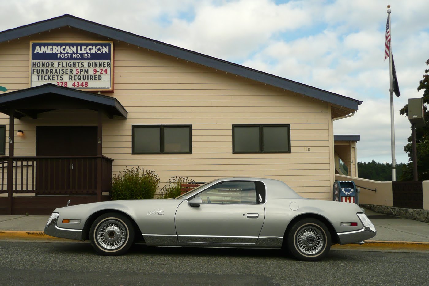 OLD PARKED CARS.: 1986 Zimmer Quicksilver.