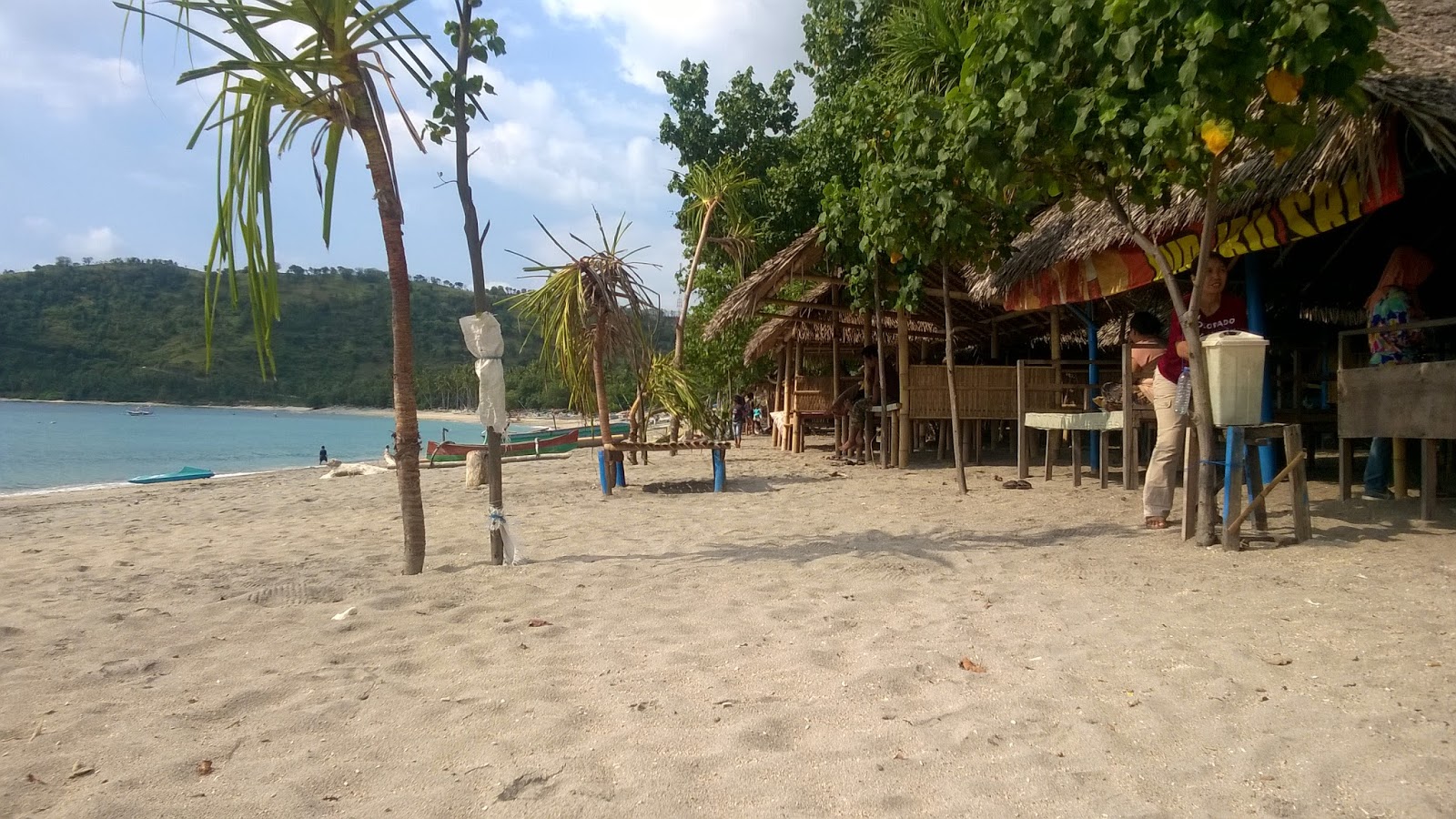 Aneka Wisata Pulau Lombok Pantai Nipah Salah Satu Keindahan Pantai Di Klu