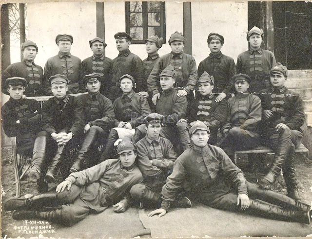 Collecting Soviet History