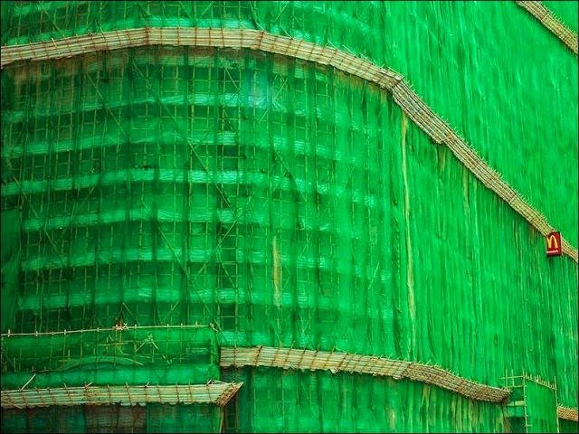 World Of Technology: Colorful Building Covers in Singapore (15 pics)