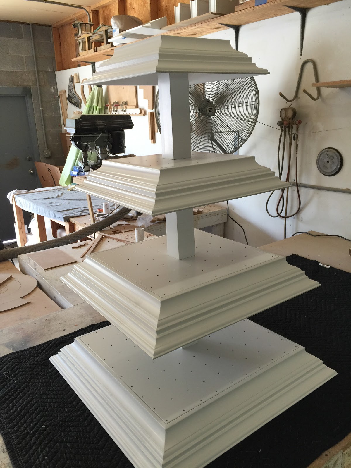 Mikes Amazing Stands: Assembly Instructions