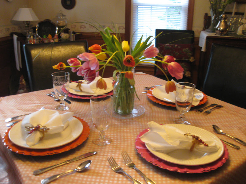 Mid-Atlantic Martha: April Tulips Tablescape
