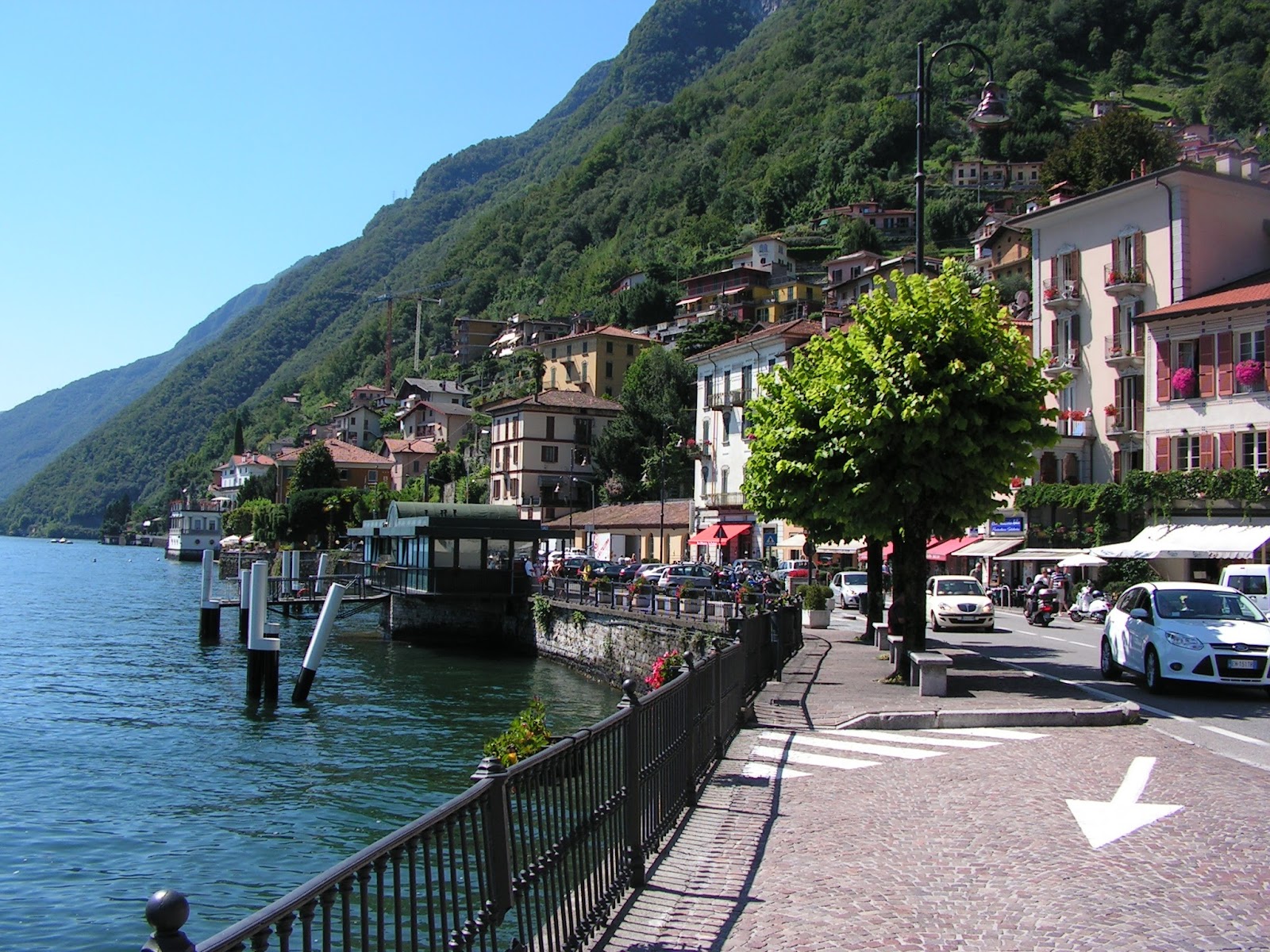 Comer See: Argegno - malerischer Ort am Comer See