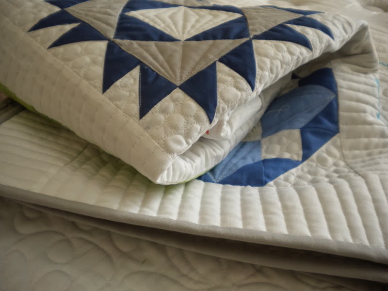 Moda Friendship Solids Sampler | modafabrics.com