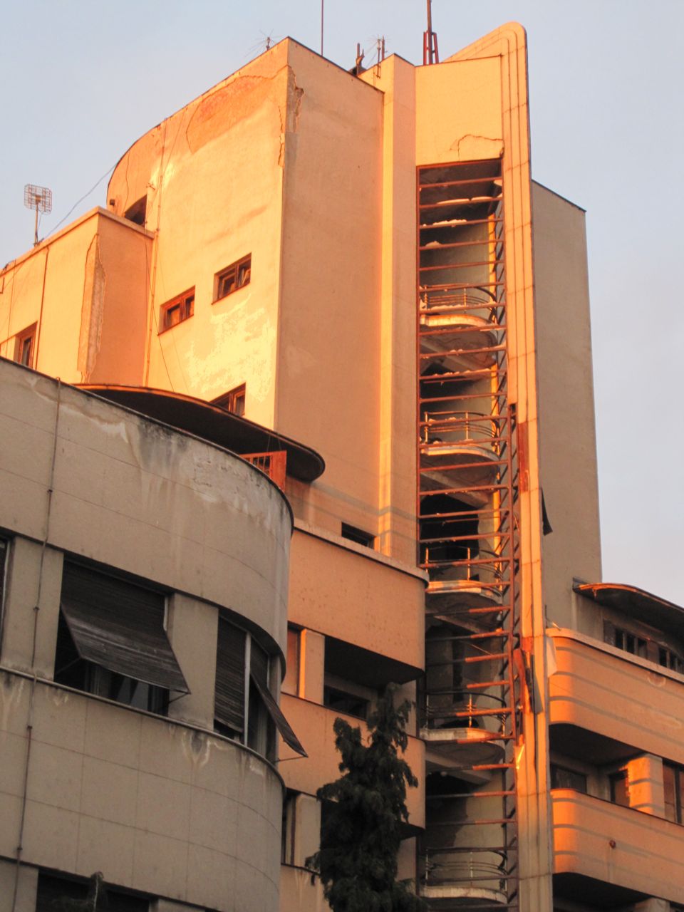 NOTHING AGAINST SERBIA: Air Force Headquarter in Zemun by Dragisa Brasovan