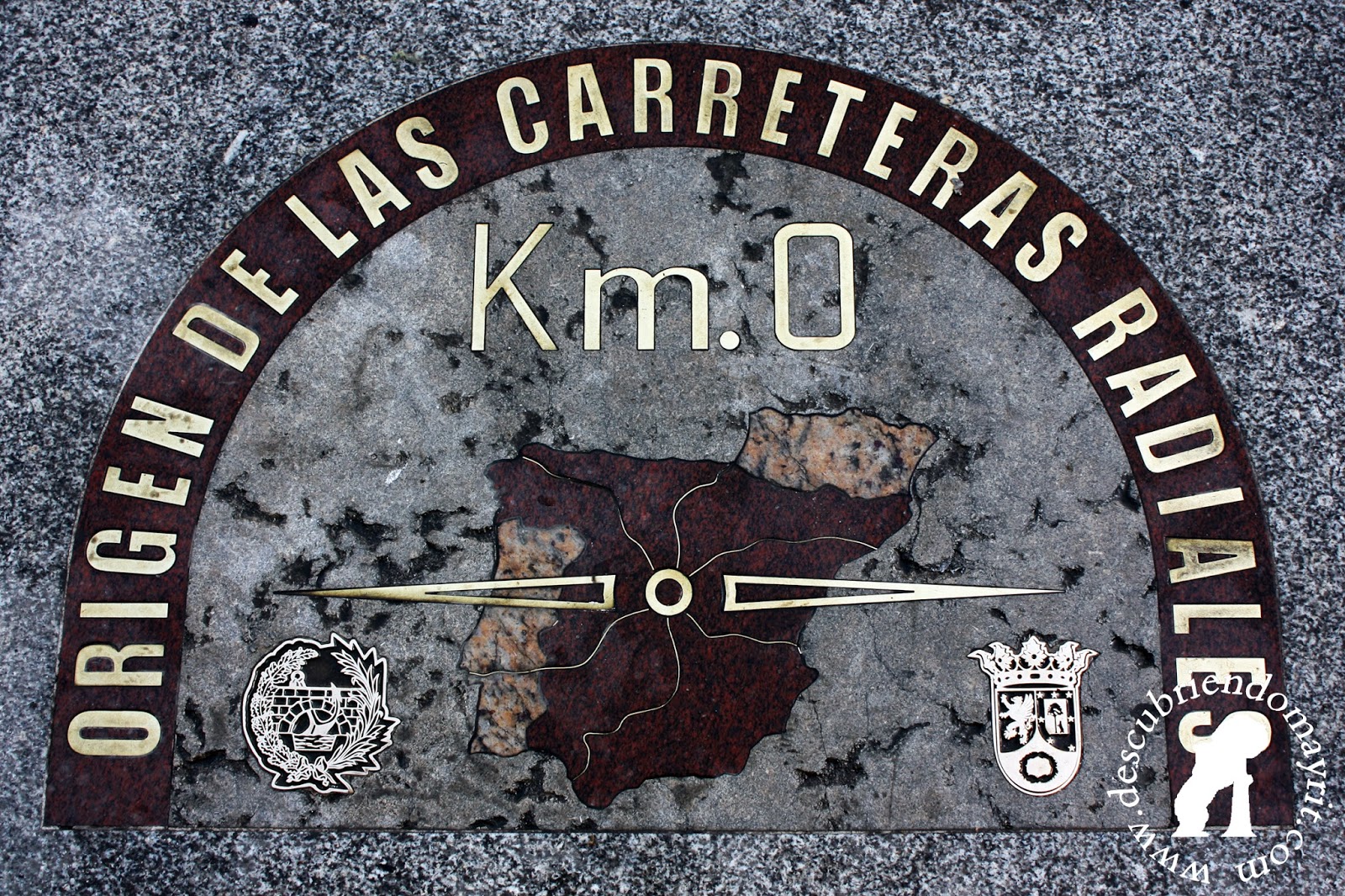 Descubriendo Mayrit - Guia de turismo en Madrid: Kilómetro 0