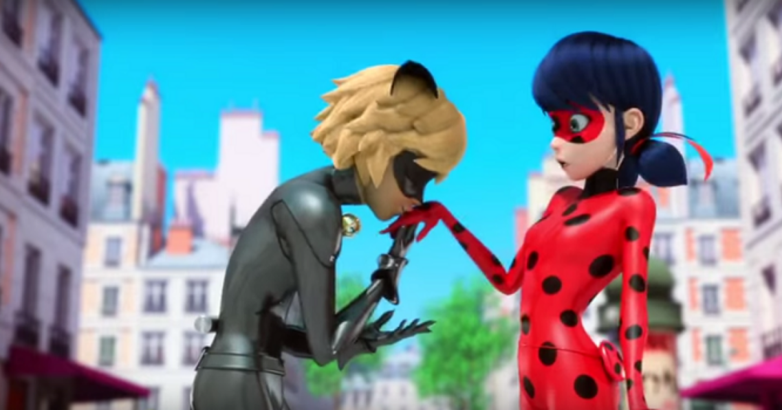 Miraculos: 4: Una pequeña ayuda para Lady bugg y Cat noir