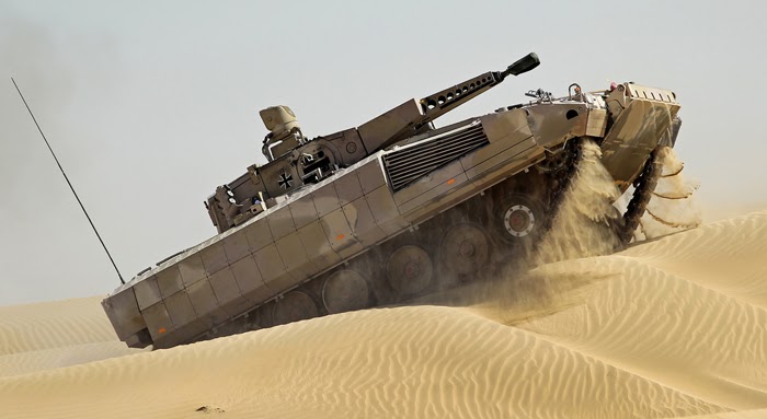 New 2015 Boxer AFV with 30mm LANCE Turret [1502x939] : r/MilitaryPorn