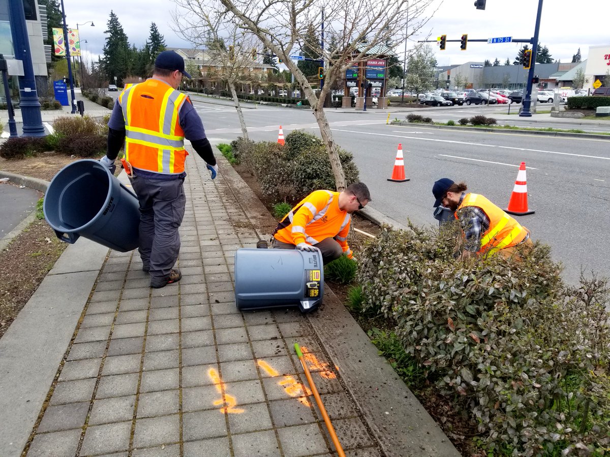 Shoreline Area News: Shoreline hires landscape maintenance workers
