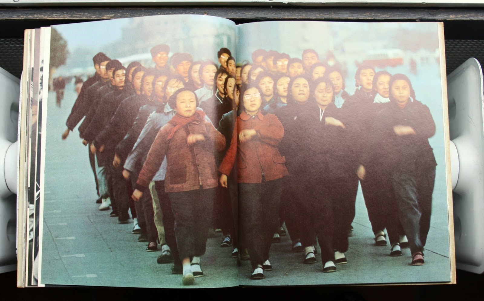 Bint photoBooks on INTernet: The Three Banners of China Marc Riboud The ...