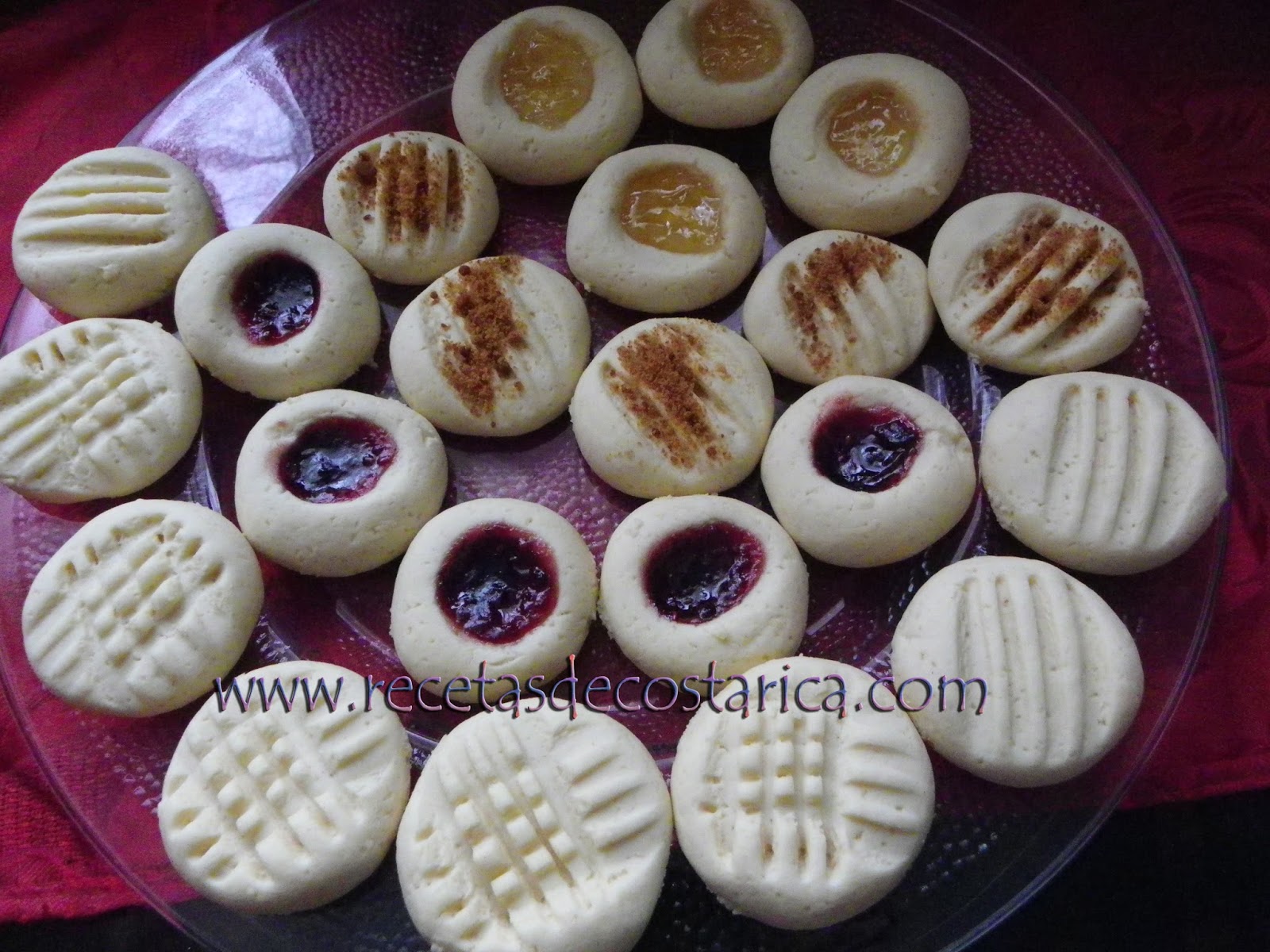 Cocina Costarricense: galletas de maicena y leche condensada