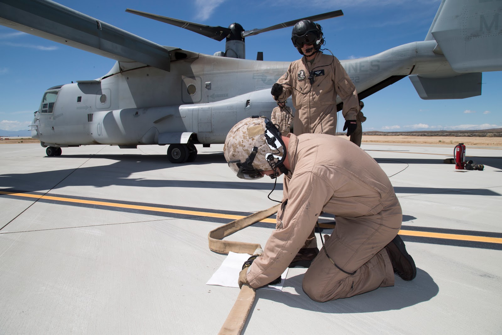 SNAFU!: MV-22 validates ground refueling of the F-35?