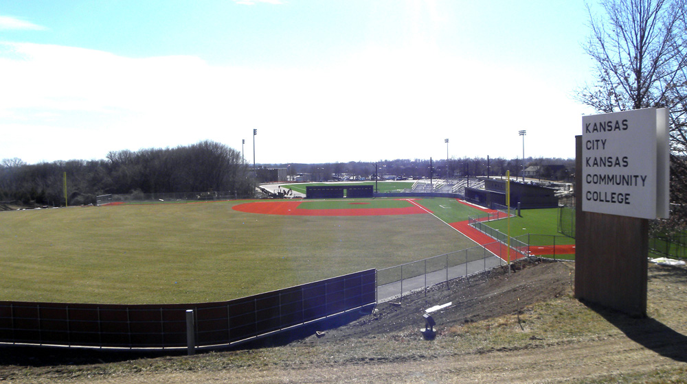 Kansas City Kansan: PHOTOS: KCKCC to open new baseball field Saturday