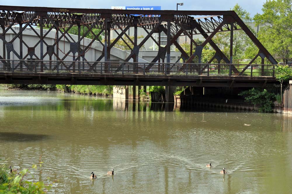 Toronto Grand Prix Tourist - A Toronto Blog: Abandoned bridge over the ...