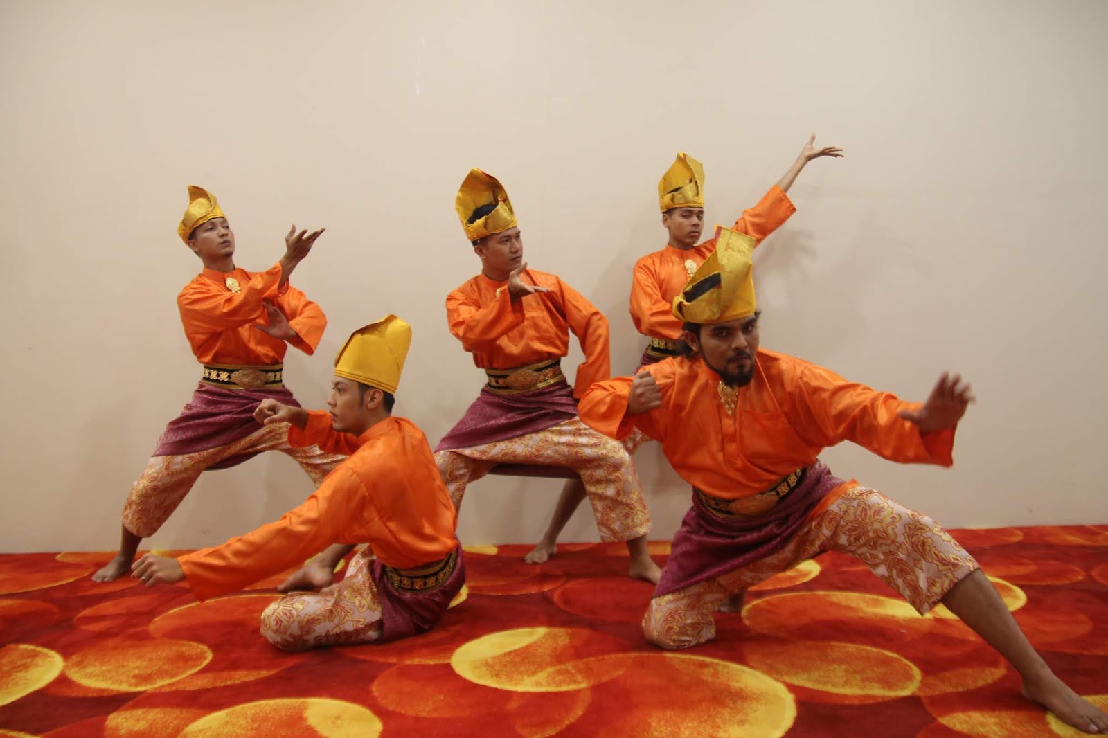 Pakej Ramadan, Hari Raya,Perkahwinan, Live Band Tradisi | Tarian ...