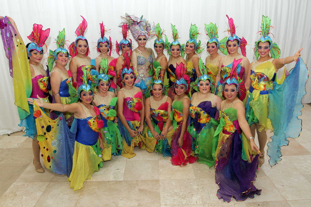 metro: Premia Mariana Zorrilla… Comparsas Chuscas y formales de “Akuática”