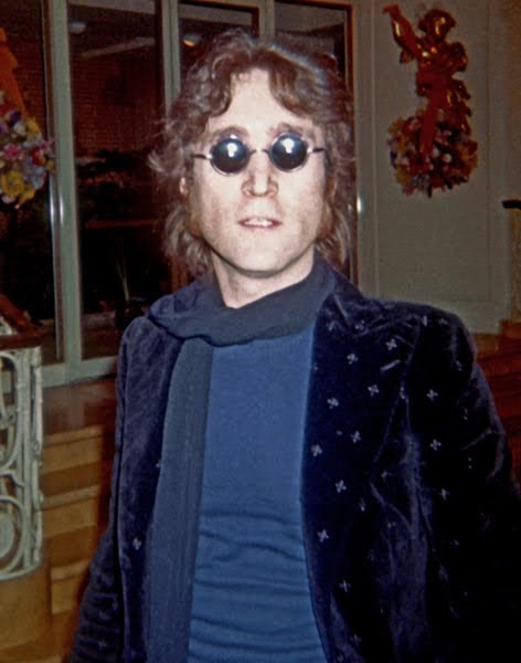 Meet the Beatles for Real: Mr Scarf