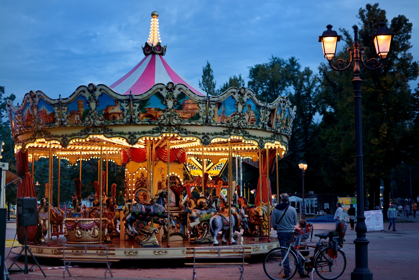 MARINA MAGRO: Il Carosello