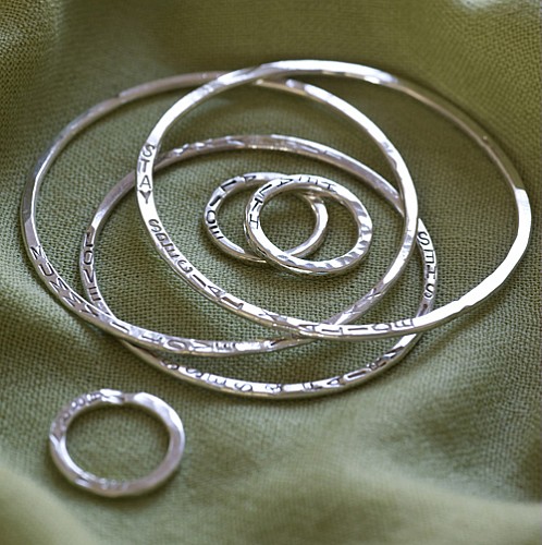 Silver Bangles Collection HD Wallpapers Free Download | Photos Galleries