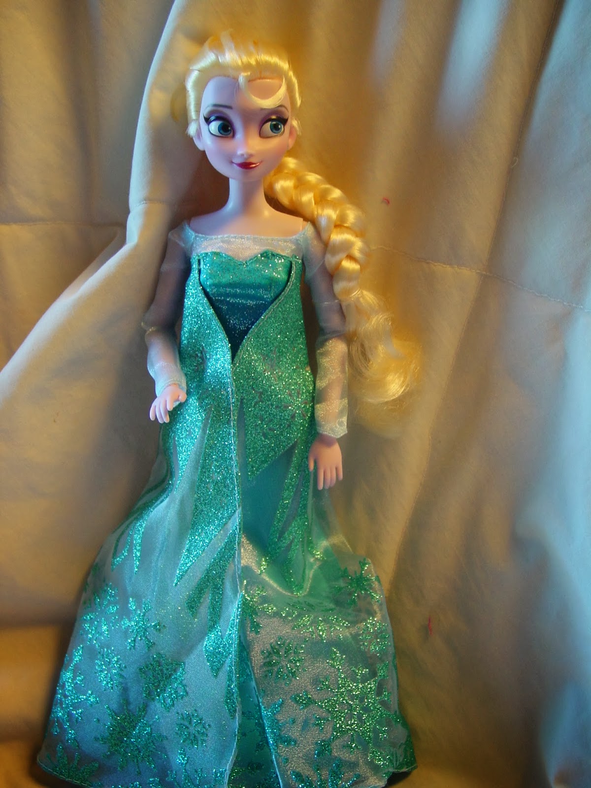 A Dolly a Day - Tips, reviews, and DIY tips for your dolls!: Frozen ...