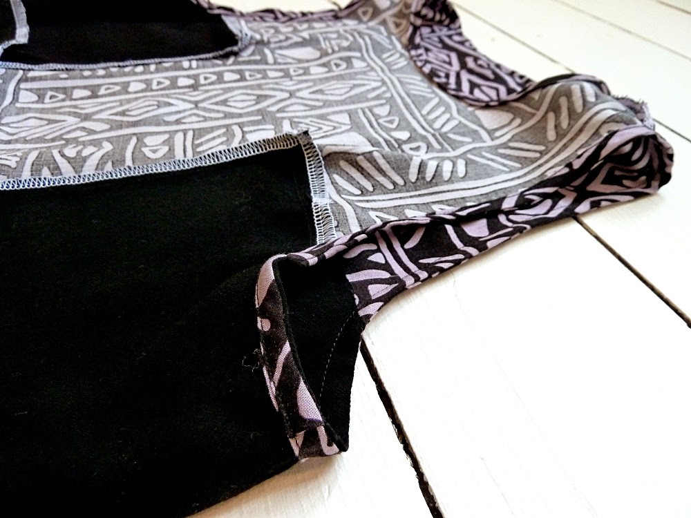 Two-Tone Singlet - A Stitching Odyssey