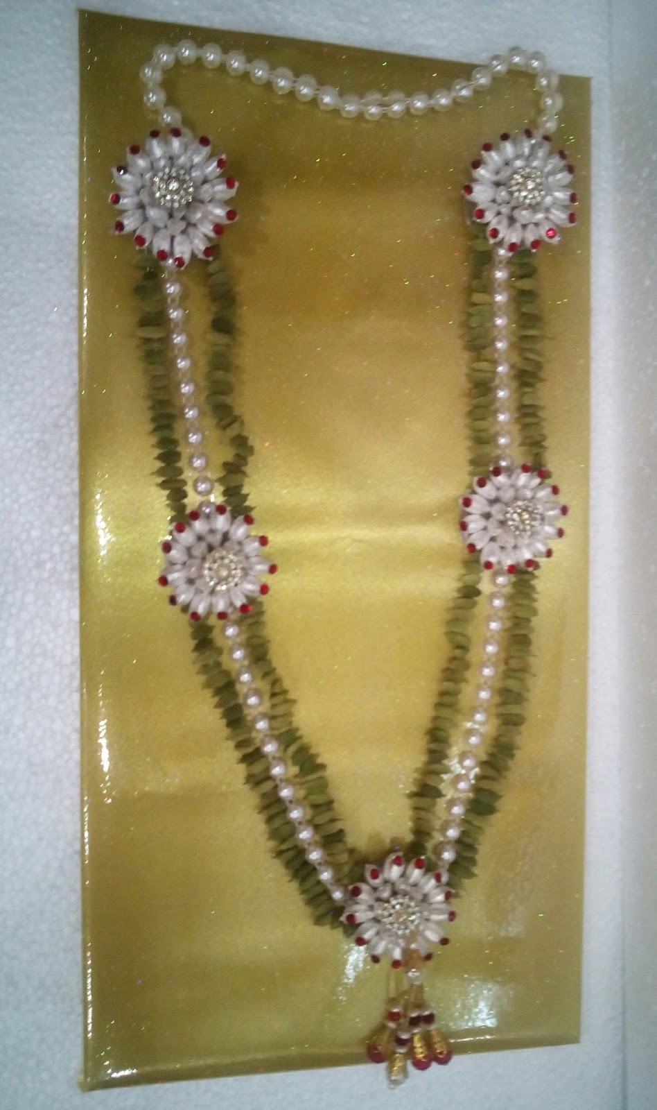 Holi Gift, Holi Mala, Dry fruit Mala, Chocolate mala, Holi haar