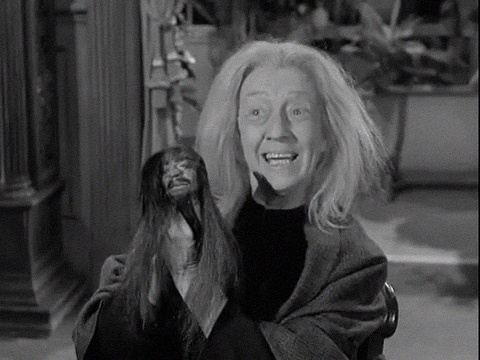 Plegarias en la Noche: The Addams Family