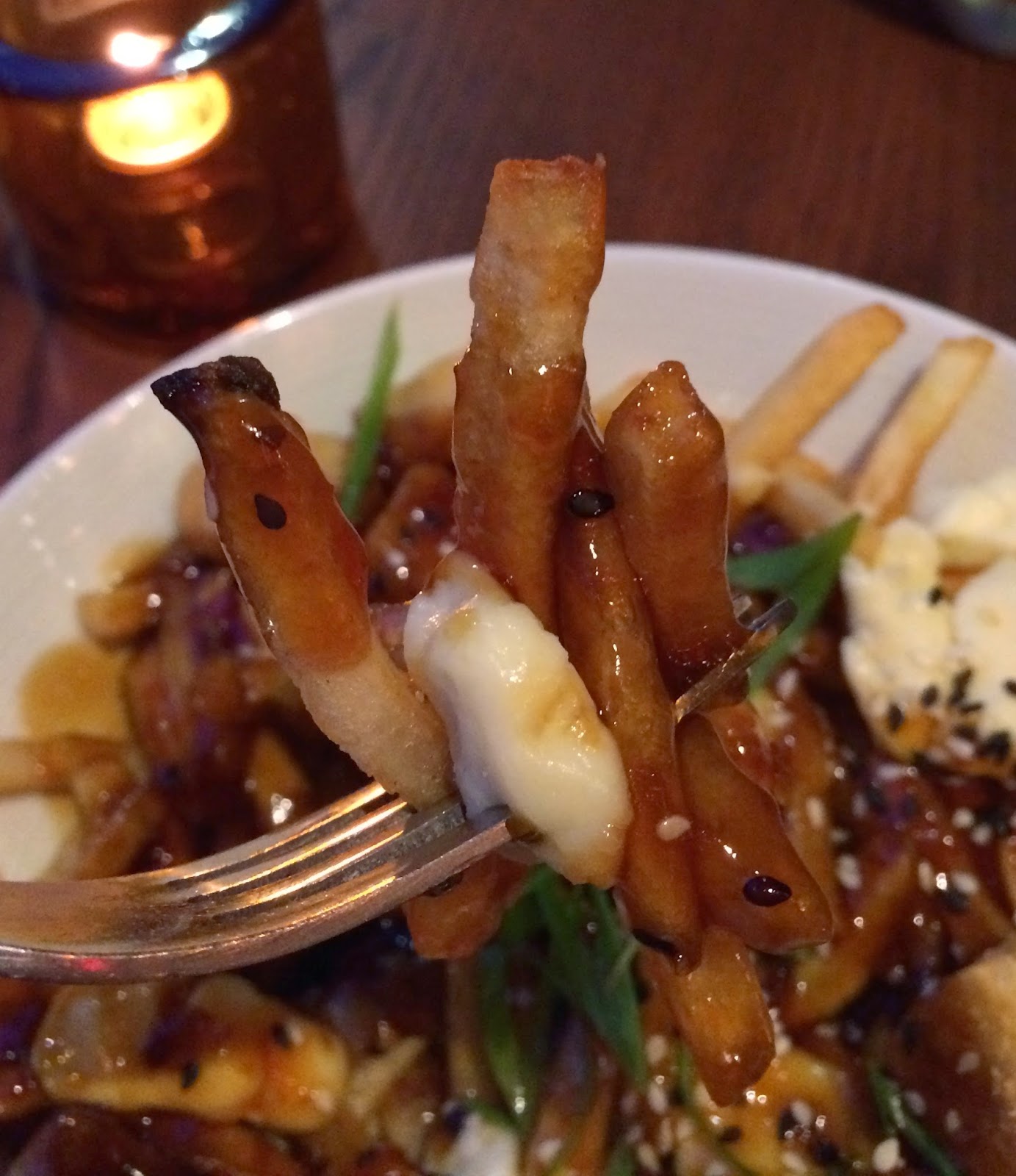 General Tao Tofu Poutine From Sesame / Sesameのジェネラル タオ 豆腐 プーティン ~ I'm ...