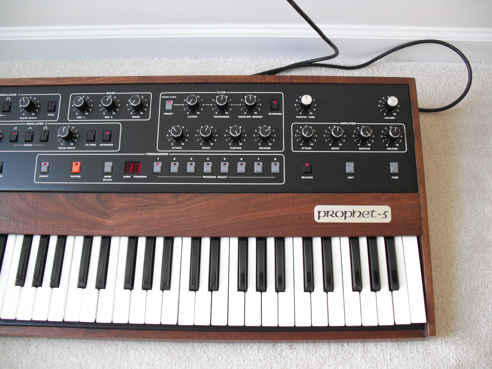 MATRIXSYNTH: Sequential Circuits Prophet-5 Synthesizer REV2 w/Factory ...