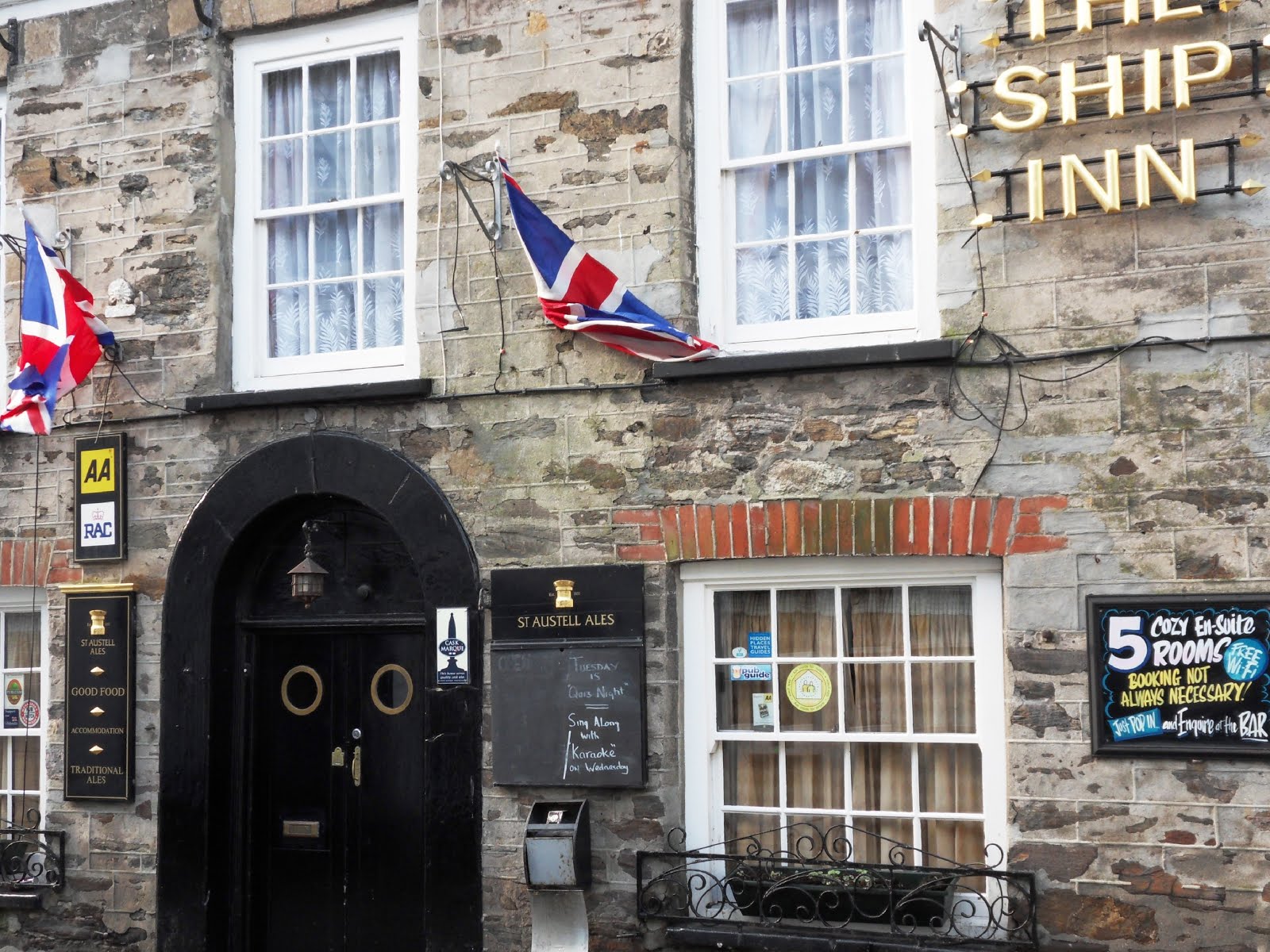 67 Not Out: Mevagissey The Two Saint Fishing Village In Cornwall