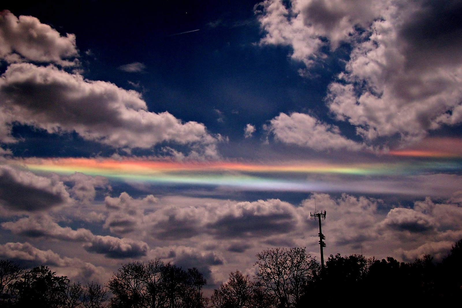 A Circumhorizontal Arc over Ohio | Earth Blog