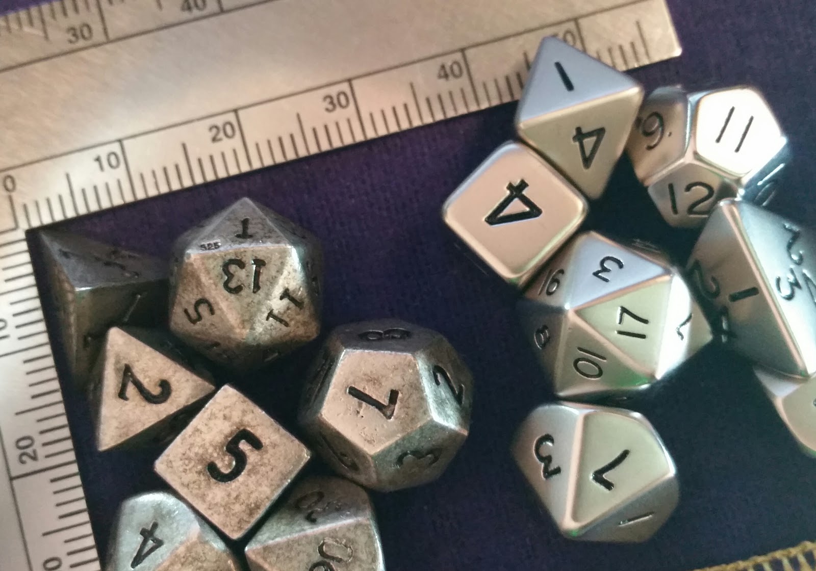 d4d6d8d10d12d20: Review Of The Pathfinder & Q-workshop Metal RPG Dice Set