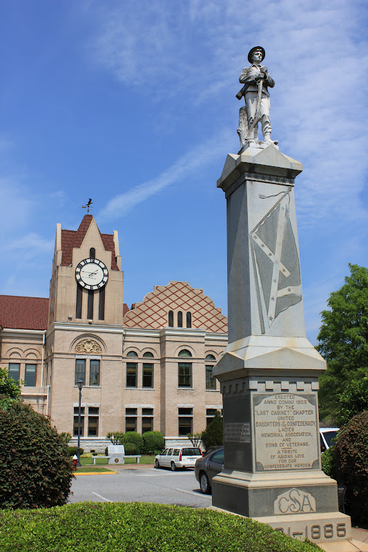Where's Trevor: Wilkes County Courthouse - Washington, Georgia