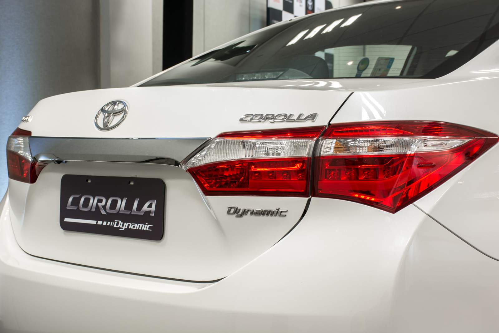 Toyota Corolla 2017 Dynamic: fotos, preços e especificações