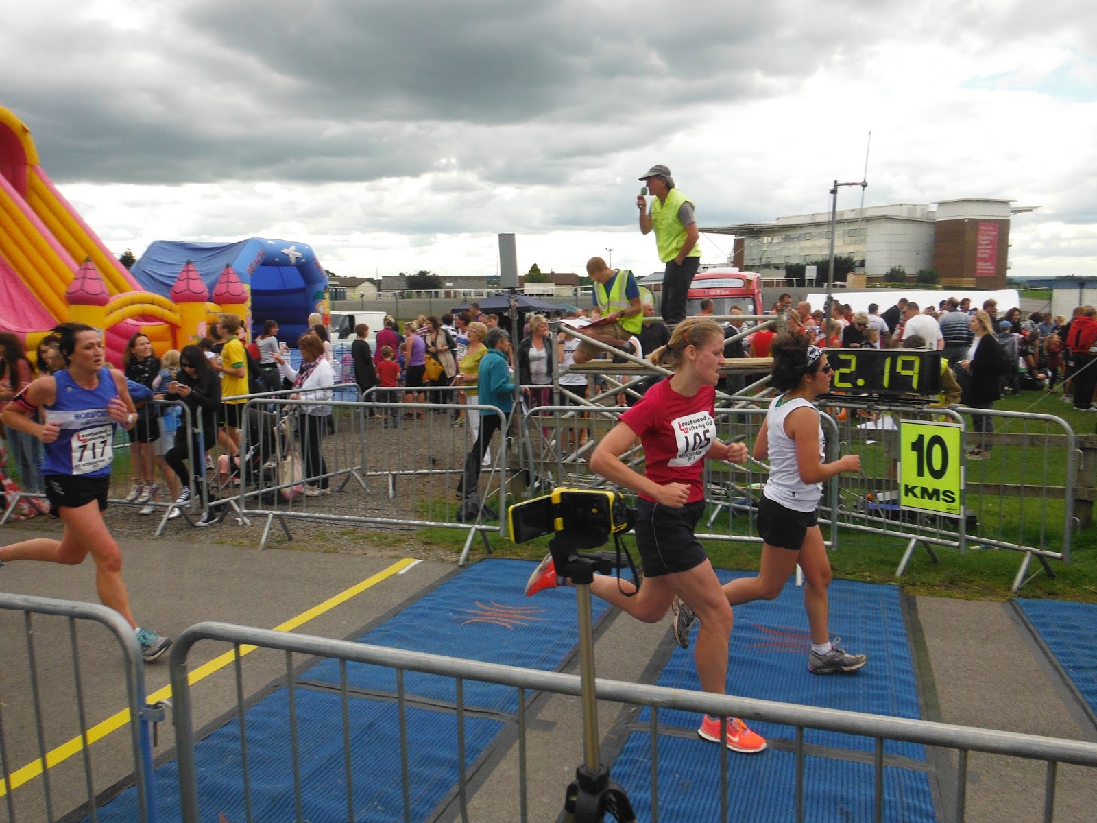 He's Scott to run: Race Review: The Wetherby 10k 8/9/2013