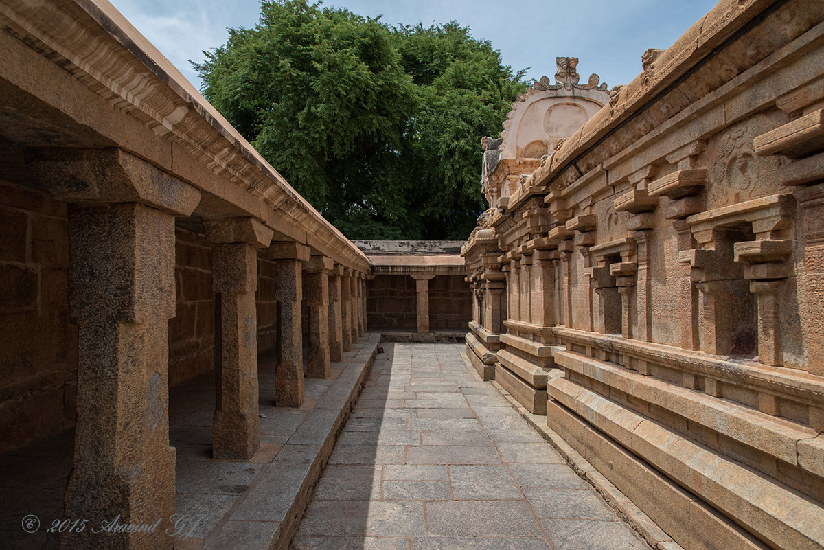 Treks and travels: Kolaramma Temple - A very old temple in Kolar