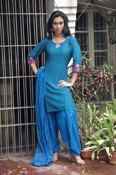 Bangladeshi Model Nabila Hot Pics | Bangladeshi Model and Actress Photo ...