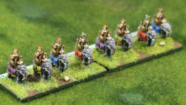 BigLee's 'Miniature Adventures': Polybian Legion and Carthaginian Elephants
