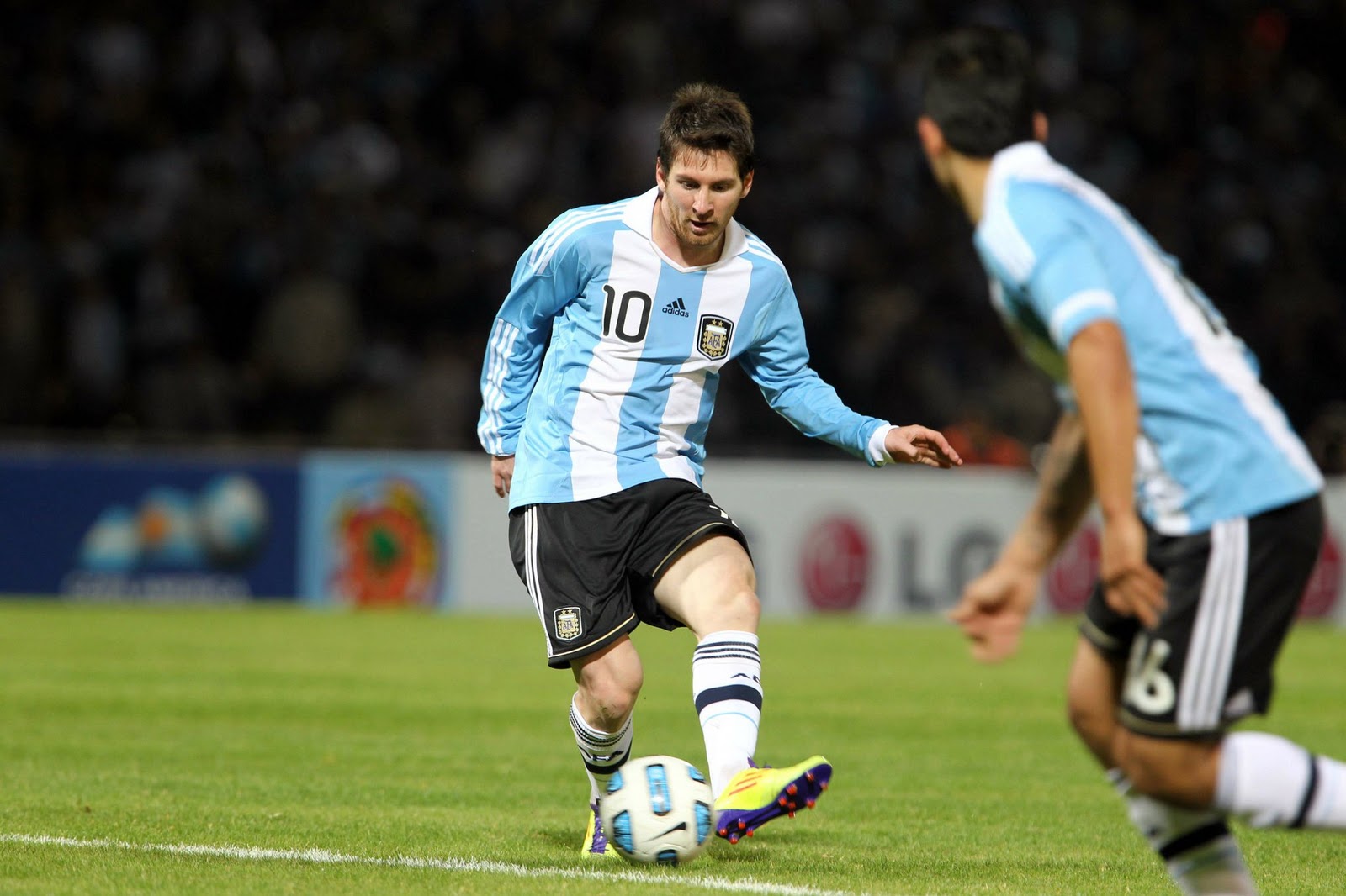 Messi is Argentina Best Athlete 2011