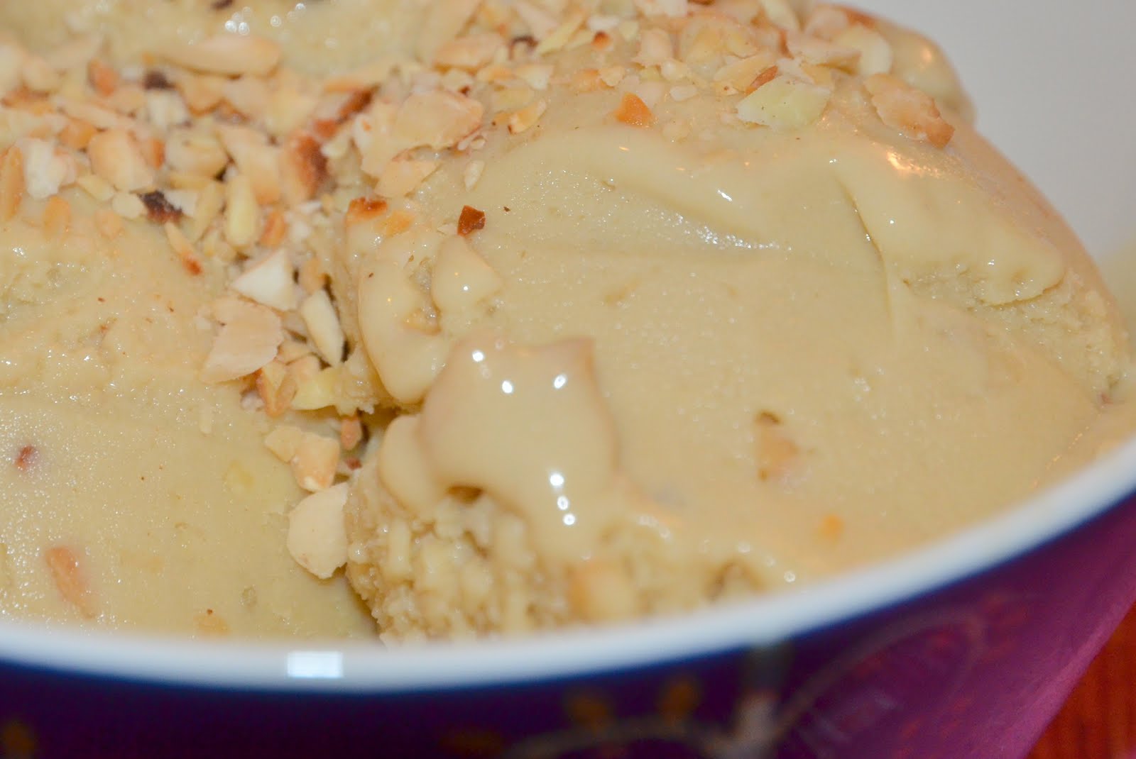 Tutti i santi giorni: Mandelglass med rostade mandlar och muscovadosocker