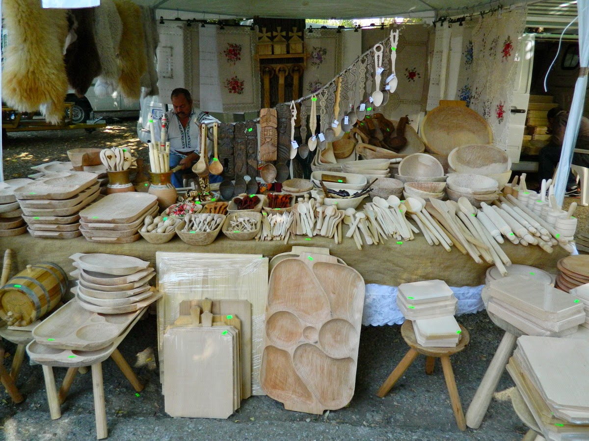 LA MULTI ANI, ROMANIA!: Obiecte de uz casnic din lemn