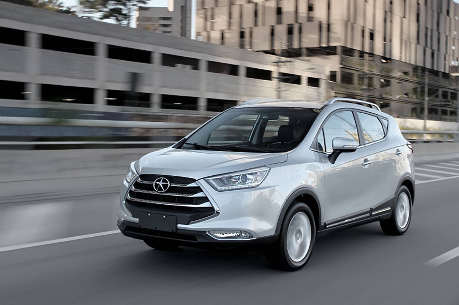 Novo SUV JAC T5 : vídeo, preço, consumo e desempenho