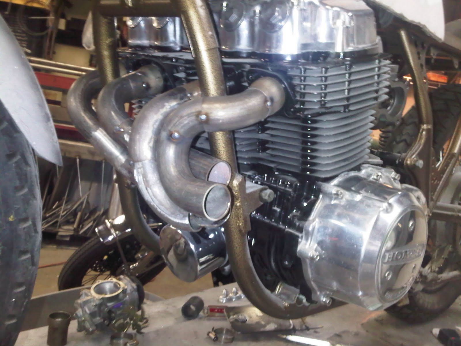 RAS Moto: CB750 Turbo Cafe Racer Header