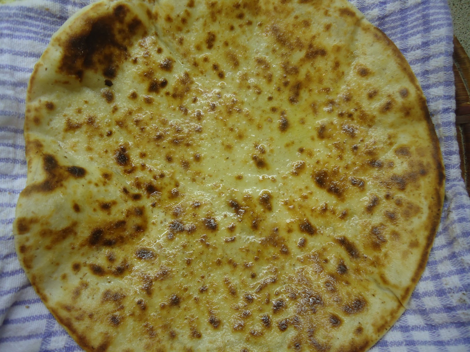 This Muslim Girl Bakes: Naan Bread