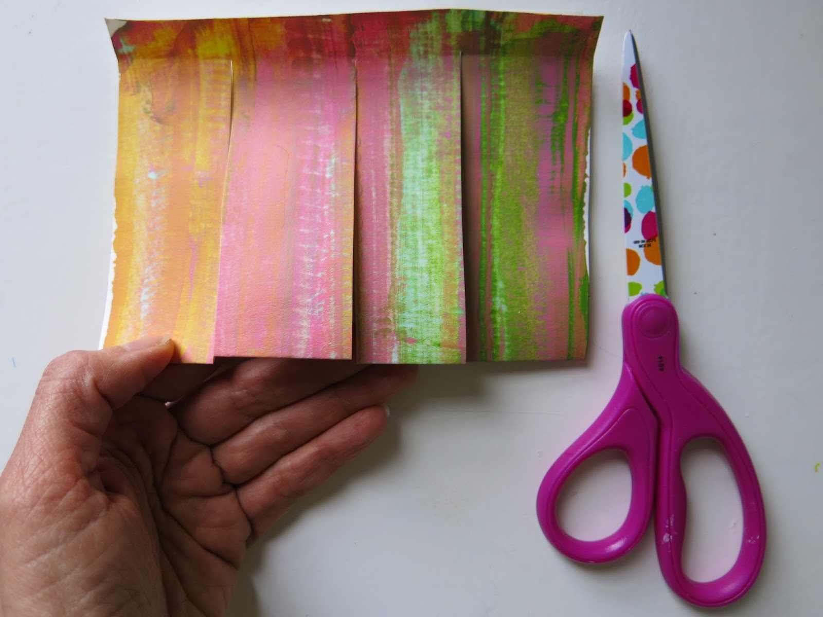 Cassie Stephens: In the Art Room: Paper Loom Weaving