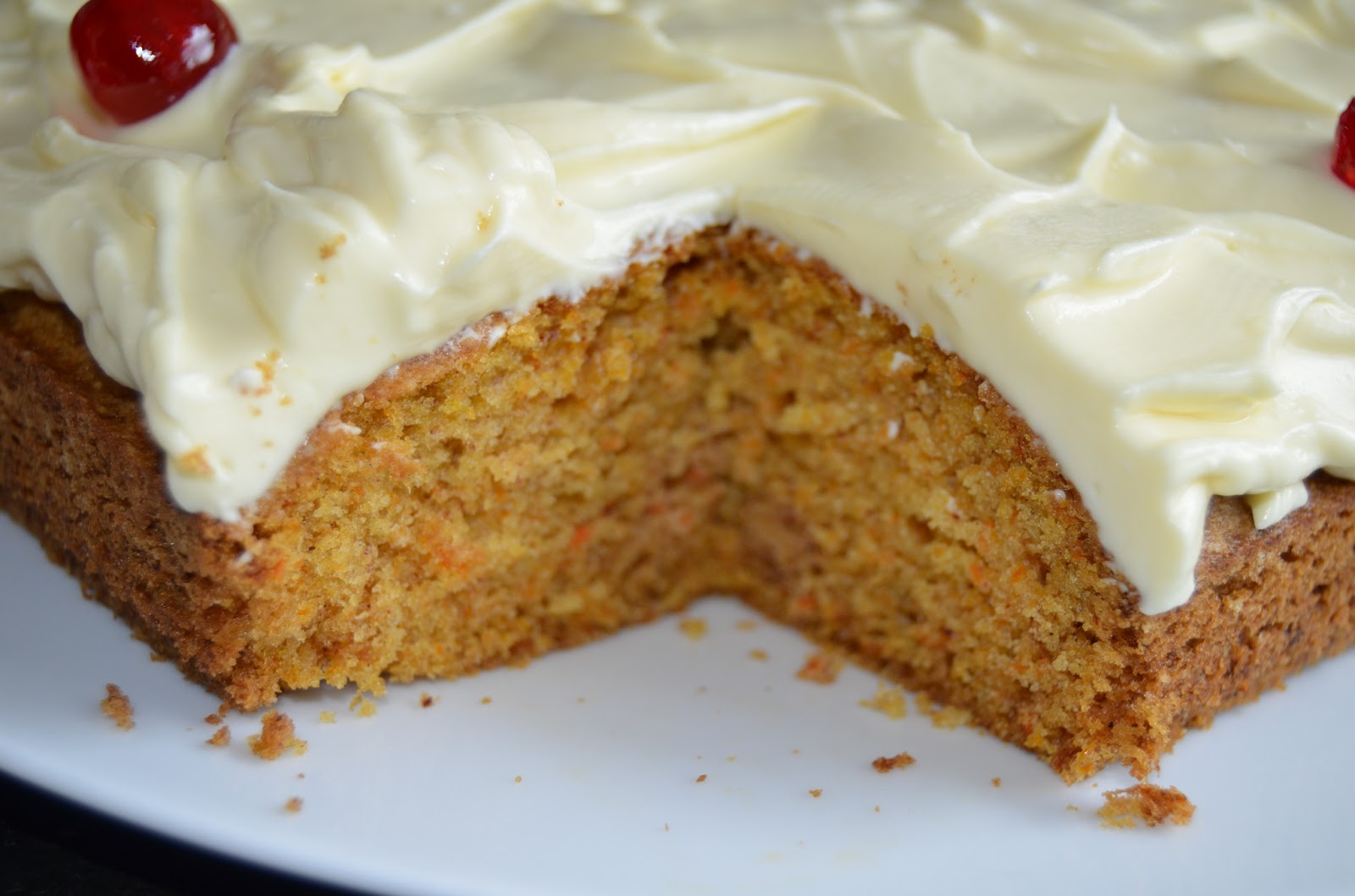 Dulce evasión by Glo: Carrot cake con cobertura de choco blanco y ...