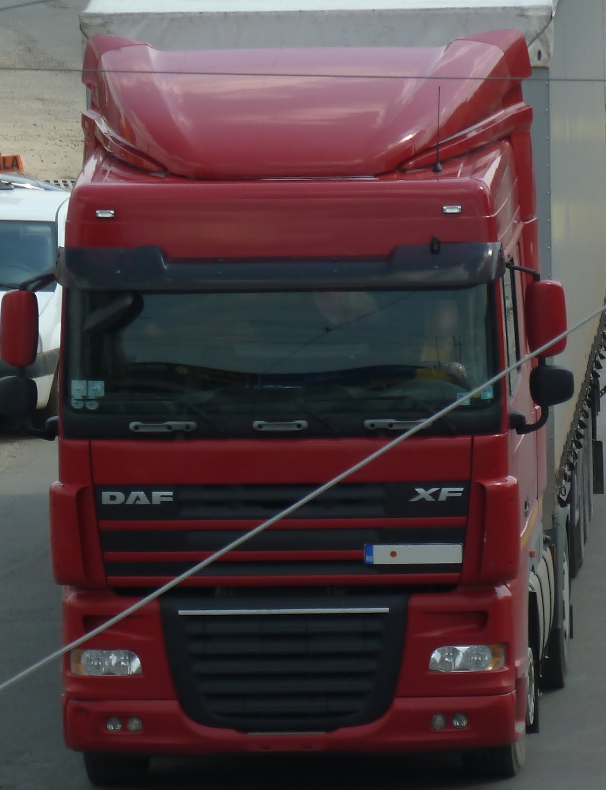 Truck Spotting: DAF XF 105 410
