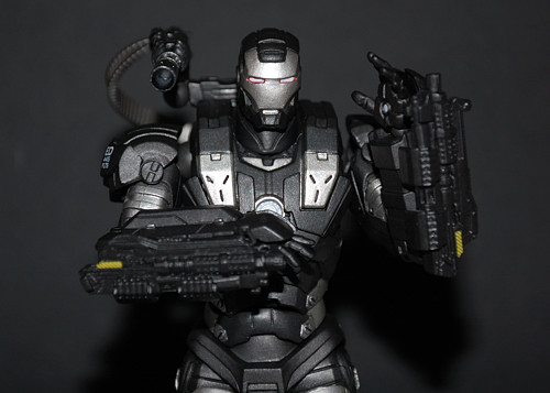 Come, See Toys: Revoltech War Machine